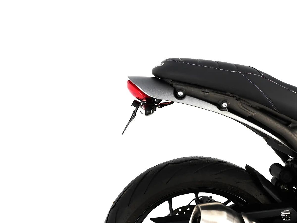 LP0376BK R&G LICENSE PLATE TRIUMPH SCRAMBLER 400 X 2024