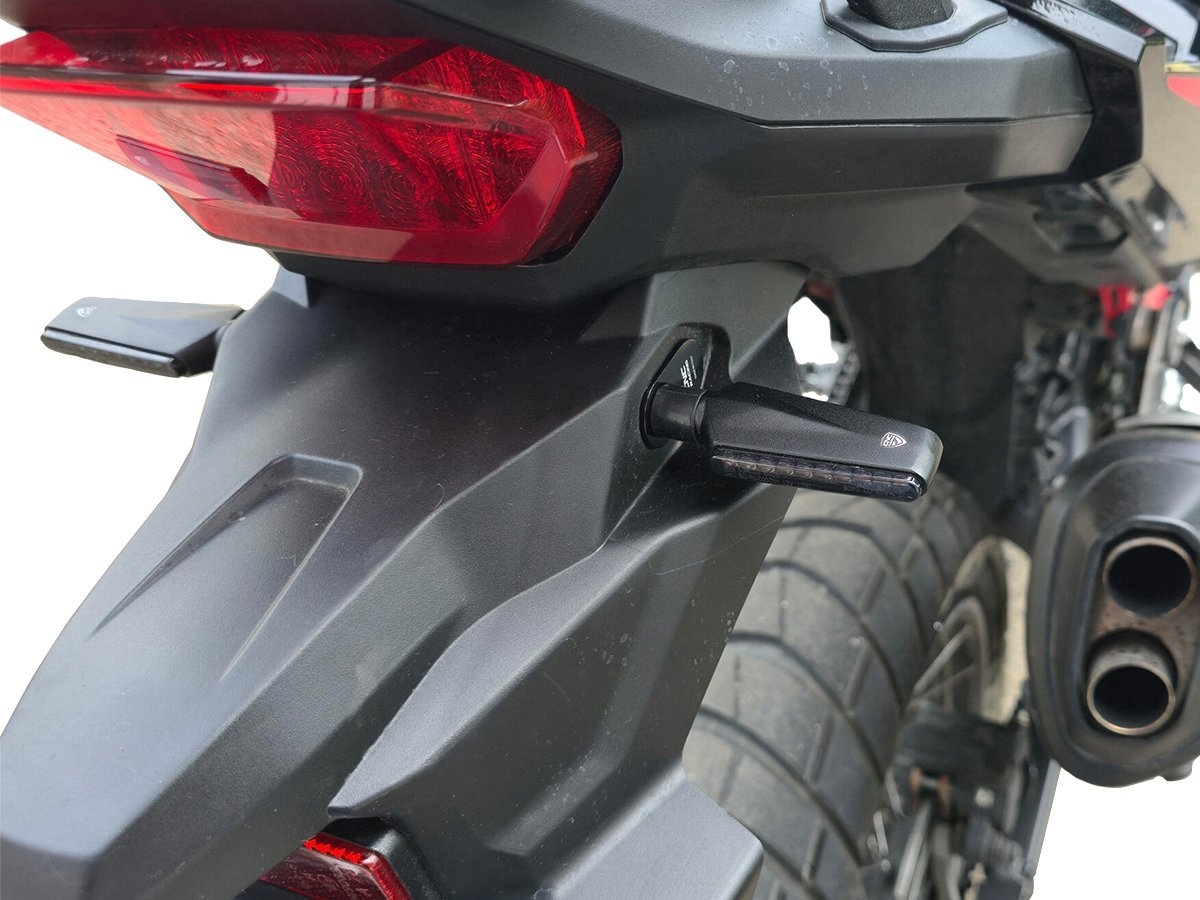 ID023 FRECCE SEQUENZIALI LED WING CNC RACING KTM 1390 SUPER DUKE R 2024