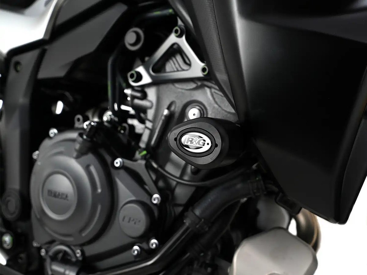 CP0598BL TAMPONI TELAIO AERO NERO (NON-DRILL) R&G YAMAHA TRACER 7 / GT 2025